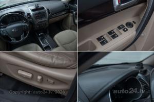 Black Kia Sorento 2012 in Tallinn, with an engine capacity of 2.20 L and mileage of 262 thousand km for 9700 €, photo 13 on AUTOMOTO.COM.LV