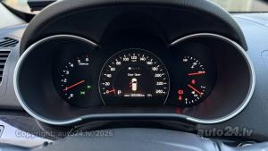 Melns Kia Sorento 2013 Tallina, ar dzinēja tilpumu 2.20 L un nobraukumu 200 tūkst. km par 12990 €, foto 21 vietnē AUTOMOTO.COM.LV