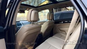 Melns Kia Sorento 2013 Tallina, ar dzinēja tilpumu 2.20 L un nobraukumu 200 tūkst. km par 12990 €, foto 24 vietnē AUTOMOTO.COM.LV