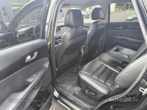 Melns Kia Sorento 2015 Tallina, ar dzinēja tilpumu 2.20 L un nobraukumu 289 tūkst. km par 9500 €, foto 13 vietnē AUTOMOTO.COM.LV