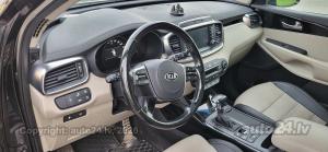 Black Kia Sorento 2020 in Tallinn, with an engine capacity of 2.20 L and mileage of 131 thousand km for 28500 €, photo 3 on AUTOMOTO.COM.LV