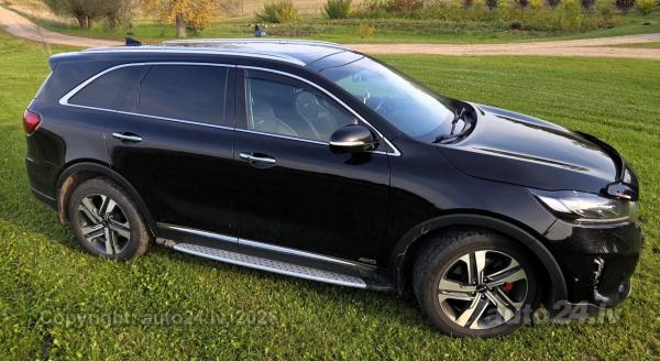 Melns Kia Sorento 2020 Valmiera, ar dzinēja tilpumu 2.20 L un nobraukumu 135 tūkst. km par 25260 €, foto 5 vietnē AUTOMOTO.COM.LV