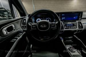Black Kia Sorento 2021 in Tallinn, with an engine capacity of 2.20 L and mileage of 75 thousand km for 36990 €, photo 16 on AUTOMOTO.COM.LV