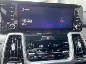 Black Kia Sorento 2021 in Tartu, with an engine capacity of 2.20 L and mileage of 102 thousand km for 31900 €, photo 12 on AUTOMOTO.COM.LV