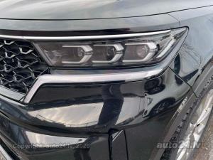 Black Kia Sorento 2021 in Tartu, with an engine capacity of 2.20 L and mileage of 102 thousand km for 31900 €, photo 14 on AUTOMOTO.COM.LV