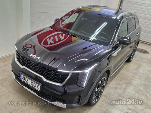 Melns Kia Sorento 2024 Hāpsalu, ar dzinēja tilpumu 2.20 L un nobraukumu 68 tūkst. km par 48999 €, foto 3 vietnē AUTOMOTO.COM.LV