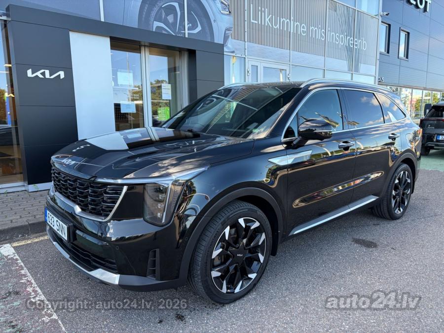 Black Kia Sorento 2024 in Tallinn, with an engine capacity of 2.20 L and mileage of 133 thousand km for 44900 €, photo 1 on AUTOMOTO.COM.LV