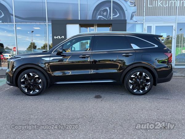 Melns Kia Sorento 2024 Tallina, ar dzinēja tilpumu 2.20 L un nobraukumu 133 tūkst. km par 44900 €, foto 2 vietnē AUTOMOTO.COM.LV
