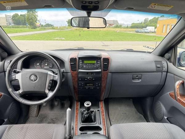 Zils Kia Sorento 2004 Klaipėda, ar dzinēja tilpumu 0.00 L un nobraukumu 324 tūkst. km par 1850 €, foto 8 vietnē AUTOMOTO.COM.LV