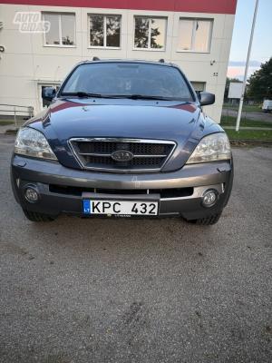 Blue Kia Sorento 2004 in Radviliskis, with an engine capacity of 2.50 L and mileage of 170 thousand km for 2650 €, photo 8 on AUTOMOTO.COM.LV