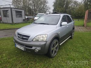 Zils Kia Sorento 2005 Rīga, ar dzinēja tilpumu 2.50 L un nobraukumu 262 tūkst. km par 2790 €, foto  vietnē AUTOMOTO.COM.LV