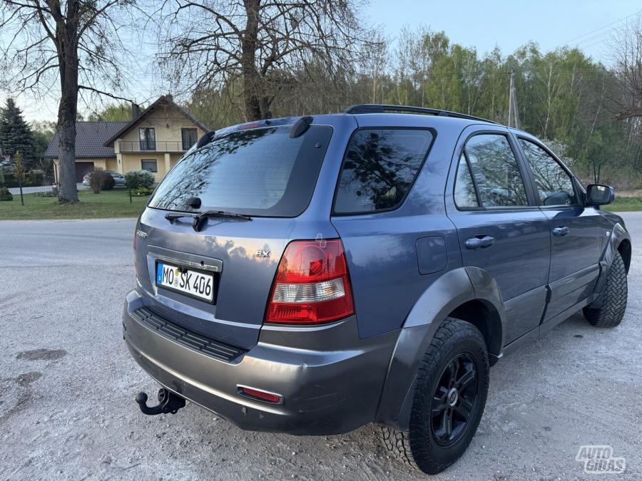 Zils Kia Sorento 2006 Prienai, ar dzinēja tilpumu 2.50 L un nobraukumu 265 tūkst. km par 2650 €, foto 9 vietnē AUTOMOTO.COM.LV