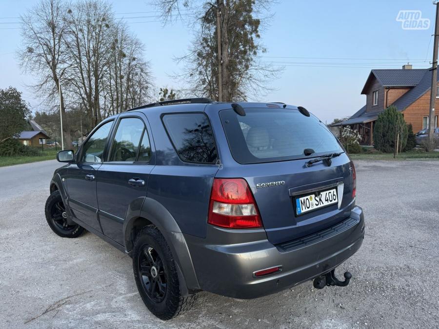 Zils Kia Sorento 2006 Prienai, ar dzinēja tilpumu 2.50 L un nobraukumu 265 tūkst. km par 2650 €, foto 10 vietnē AUTOMOTO.COM.LV
