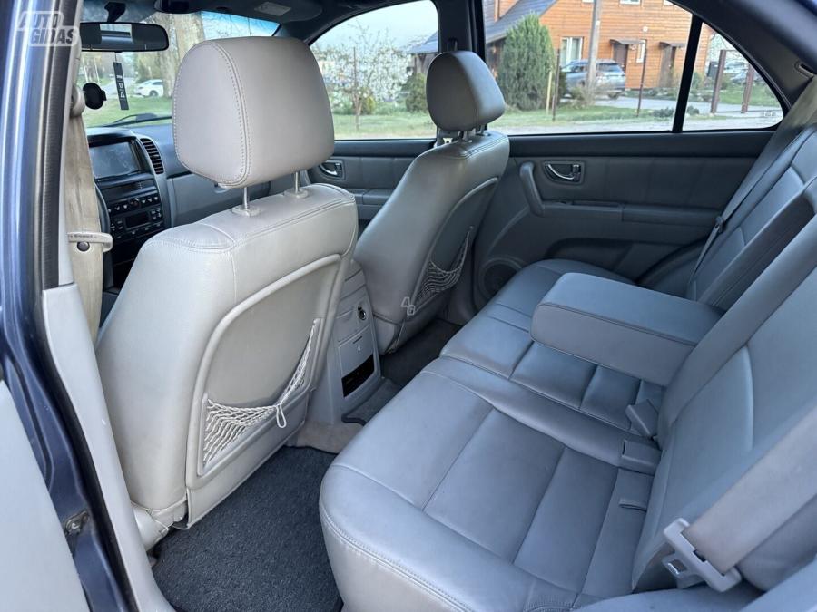 Zils Kia Sorento 2006 Prienai, ar dzinēja tilpumu 2.50 L un nobraukumu 265 tūkst. km par 2650 €, foto 19 vietnē AUTOMOTO.COM.LV