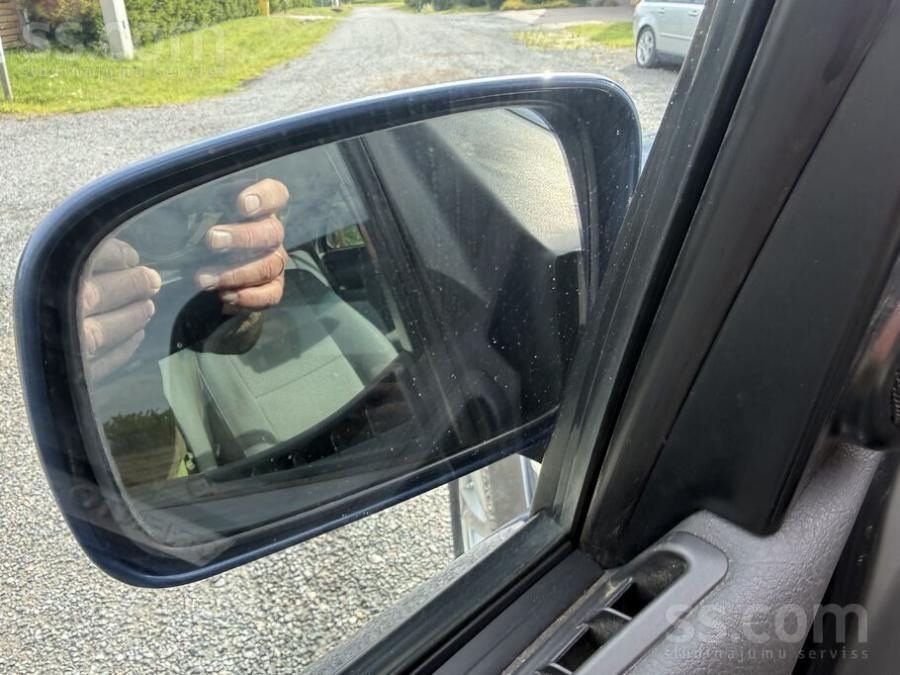 Zils Kia Sorento 2006 Saldus, ar dzinēja tilpumu 2.50 L un nobraukumu 194 tūkst. km par 3330 €, foto 18 vietnē AUTOMOTO.COM.LV