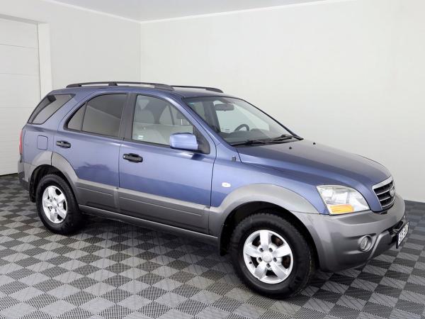 Blue Kia Sorento 2008 in Tallinn, with an engine capacity of 2.50 L and mileage of 224 thousand km for 2399 €, photo 8 on AUTOMOTO.COM.LV
