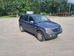 Blue Kia Sorento 2008 in Jurmala, with an engine capacity of 2.50 L and mileage of 223 thousand km for 3000 €, photo 7 on AUTOMOTO.COM.LV