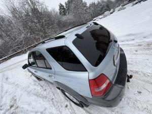 Blue Kia Sorento 2009 in Vilnius, with an engine capacity of 2.50 L and mileage of 272 thousand km for 2770 €, photo 26 on AUTOMOTO.COM.LV