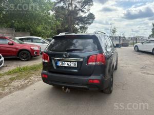 Zils Kia Sorento 2011 Rīga, ar dzinēja tilpumu 2.20 L un nobraukumu 0 tūkst. km par 5990 €, foto 5 vietnē AUTOMOTO.COM.LV