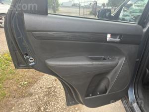 Zils Kia Sorento 2011 Rīga, ar dzinēja tilpumu 2.20 L un nobraukumu 0 tūkst. km par 5990 €, foto 15 vietnē AUTOMOTO.COM.LV