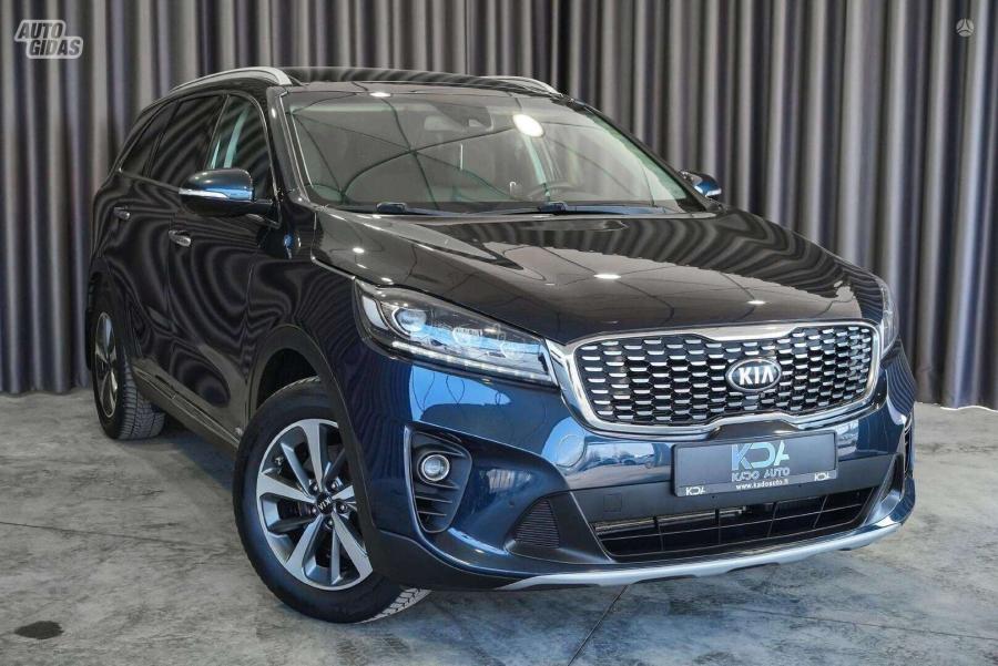 Zils Kia Sorento 2018 Marijampole, ar dzinēja tilpumu 2.20 L un nobraukumu 276 tūkst. km par 15450 €, foto 2 vietnē AUTOMOTO.COM.LV