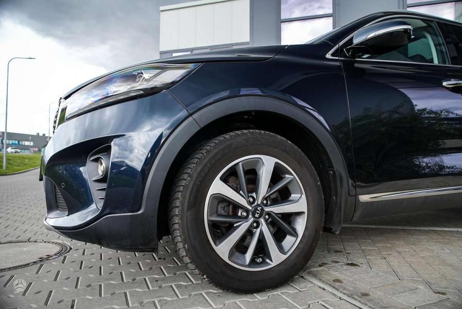 Zils Kia Sorento 2018 Kauņa, ar dzinēja tilpumu 2.20 L un nobraukumu 276 tūkst. km par 14950 €, foto 7 vietnē AUTOMOTO.COM.LV