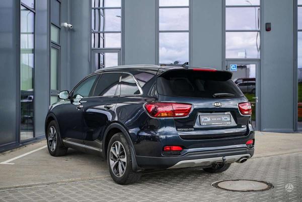Zils Kia Sorento 2018 Kauņa, ar dzinēja tilpumu 2.20 L un nobraukumu 276 tūkst. km par 14950 €, foto 9 vietnē AUTOMOTO.COM.LV