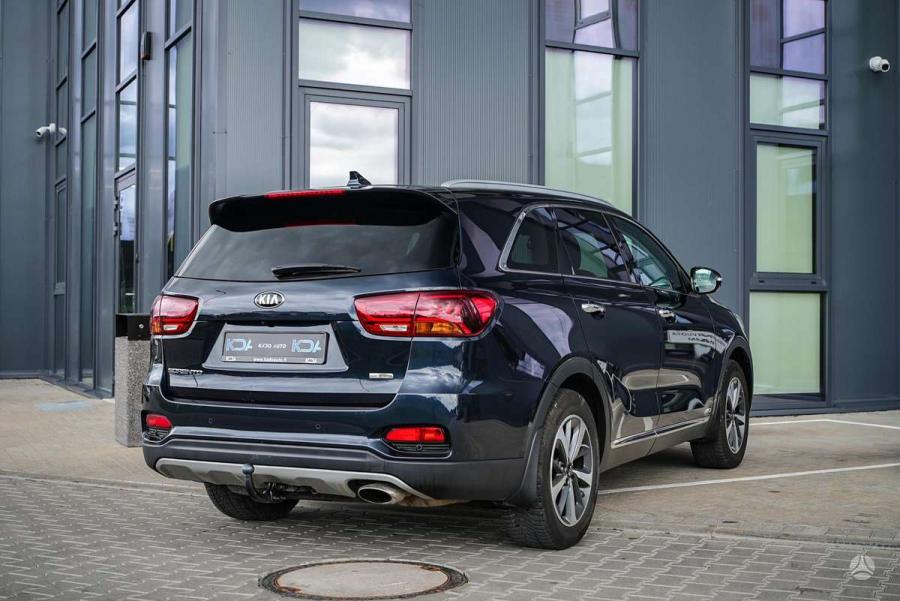 Zils Kia Sorento 2018 Kauņa, ar dzinēja tilpumu 2.20 L un nobraukumu 276 tūkst. km par 14950 €, foto 14 vietnē AUTOMOTO.COM.LV