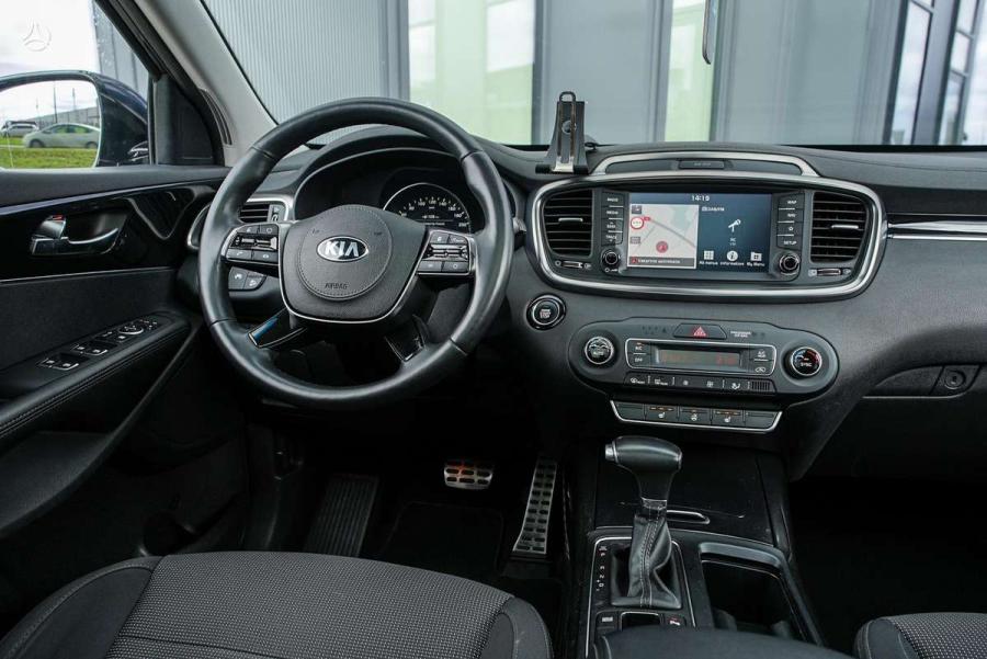 Zils Kia Sorento 2018 Kauņa, ar dzinēja tilpumu 2.20 L un nobraukumu 276 tūkst. km par 14950 €, foto 18 vietnē AUTOMOTO.COM.LV
