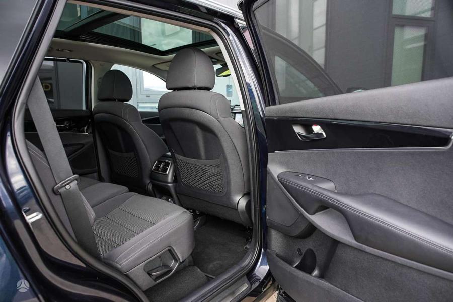 Zils Kia Sorento 2018 Kauņa, ar dzinēja tilpumu 2.20 L un nobraukumu 276 tūkst. km par 14950 €, foto 39 vietnē AUTOMOTO.COM.LV