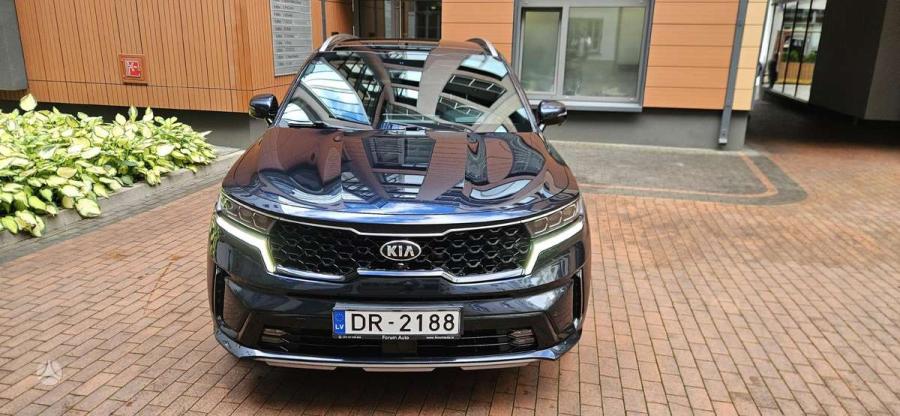 Zils Kia Sorento 2021 Rīga, ar dzinēja tilpumu 2.15 L un nobraukumu 100 tūkst. km par 32500 €, foto 3 vietnē AUTOMOTO.COM.LV