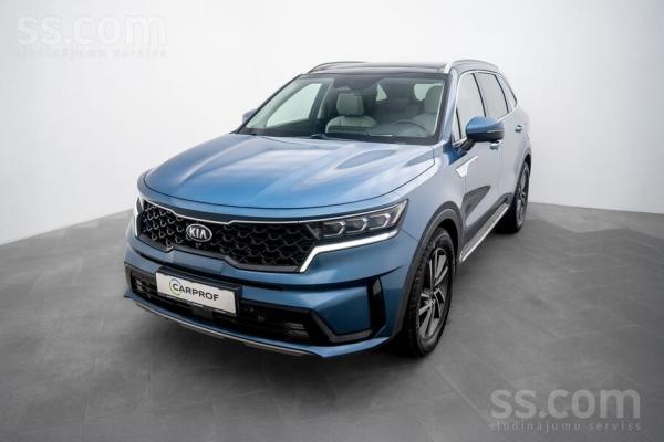 Blue Kia Sorento 2021 in Tallinn, with an engine capacity of 2.20 L and mileage of 172 thousand km for 26999 €, photo 1 on AUTOMOTO.COM.LV