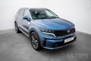 Blue Kia Sorento 2021 in Tallinn, with an engine capacity of 2.20 L and mileage of 172 thousand km for 26999 €, photo 4 on AUTOMOTO.COM.LV
