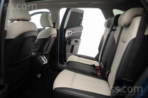 Blue Kia Sorento 2021 in Tallinn, with an engine capacity of 2.20 L and mileage of 172 thousand km for 26999 €, photo 11 on AUTOMOTO.COM.LV