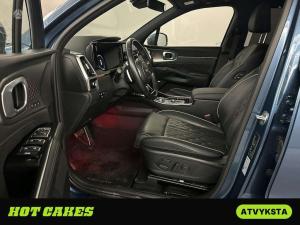Blue Kia Sorento 2022 in Vilnius, with an engine capacity of 1.60 L and mileage of 101 thousand km for 29990 €, photo 8 on AUTOMOTO.COM.LV