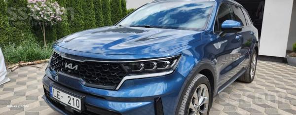 Zils Kia Sorento 2023 Rīga, ar dzinēja tilpumu 2.20 L un nobraukumu 85 tūkst. km par 42700 €, foto 2 vietnē AUTOMOTO.COM.LV
