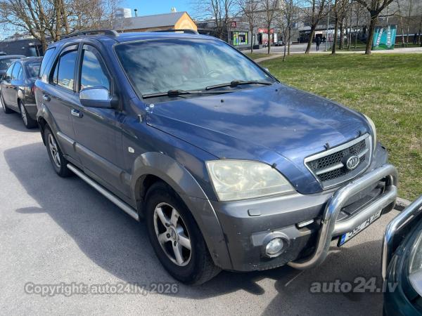 Blue Kia Sorento 2006 in Tallinn, with an engine capacity of 2.50 L and mileage of 267 thousand km for 1999 €, photo 1 on AUTOMOTO.COM.LV