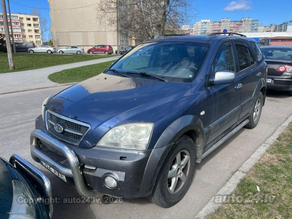 Blue Kia Sorento 2006 in Tallinn, with an engine capacity of 2.50 L and mileage of 267 thousand km for 1999 €, photo 2 on AUTOMOTO.COM.LV