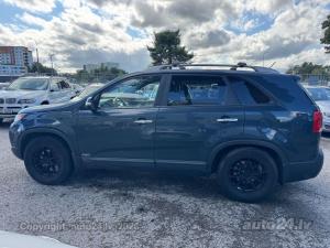 Zils Kia Sorento 2010 Tallina, ar dzinēja tilpumu 2.20 L un nobraukumu 340 tūkst. km par 5350 €, foto 5 vietnē AUTOMOTO.COM.LV