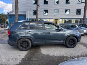 Zils Kia Sorento 2010 Tallina, ar dzinēja tilpumu 2.20 L un nobraukumu 340 tūkst. km par 5350 €, foto 7 vietnē AUTOMOTO.COM.LV