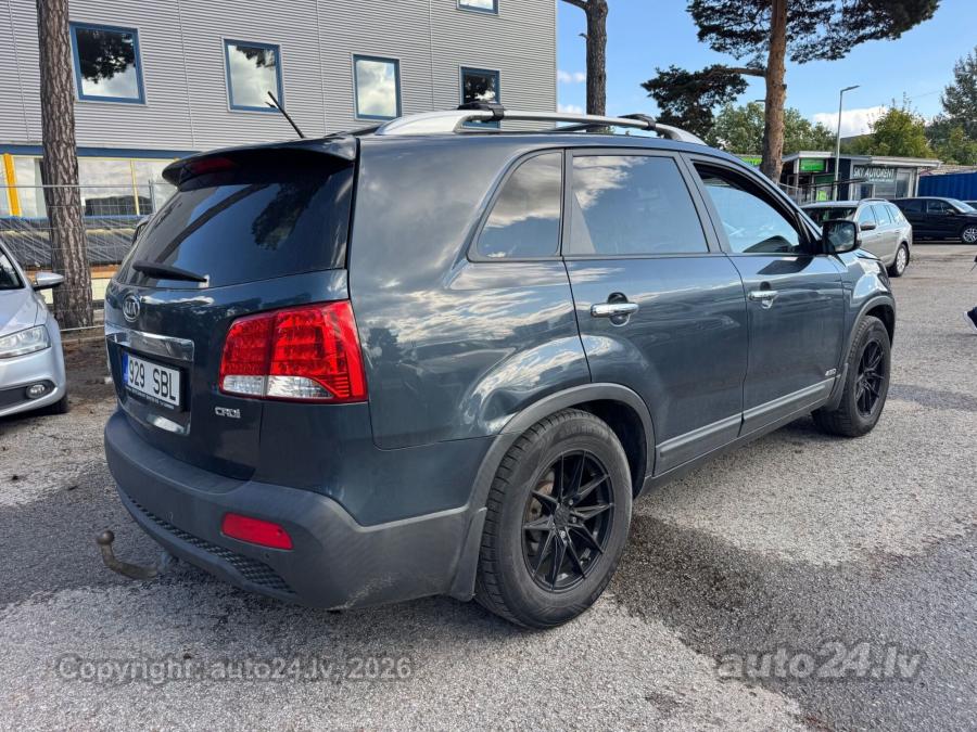 Zils Kia Sorento 2010 Tallina, ar dzinēja tilpumu 2.20 L un nobraukumu 340 tūkst. km par 5350 €, foto 8 vietnē AUTOMOTO.COM.LV