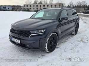 Zils Kia Sorento 2022 Tallina, ar dzinēja tilpumu 2.20 L un nobraukumu 74 tūkst. km par 42000 €, foto  vietnē AUTOMOTO.COM.LV