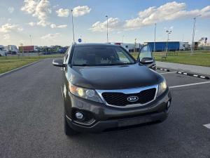 Brown Kia Sorento 2010 in Marijampole, with an engine capacity of 2.20 L and mileage of 265 thousand km for 4400 €, photo 5 on AUTOMOTO.COM.LV