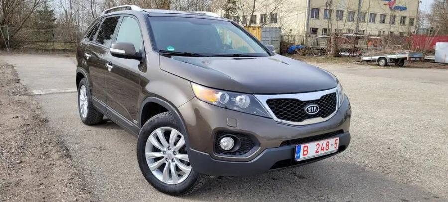 Brūns Kia Sorento 2011 Rīga, ar dzinēja tilpumu 2.20 L un nobraukumu 224 tūkst. km par 9500 €, foto 1 vietnē AUTOMOTO.COM.LV