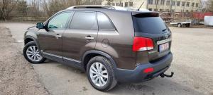 Brūns Kia Sorento 2011 Rīga, ar dzinēja tilpumu 2.20 L un nobraukumu 224 tūkst. km par 9500 €, foto 4 vietnē AUTOMOTO.COM.LV