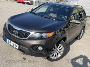 Brūns Kia Sorento 2012 Tartu, ar dzinēja tilpumu 2.20 L un nobraukumu 441 tūkst. km par 7999 €, foto 2 vietnē AUTOMOTO.COM.LV