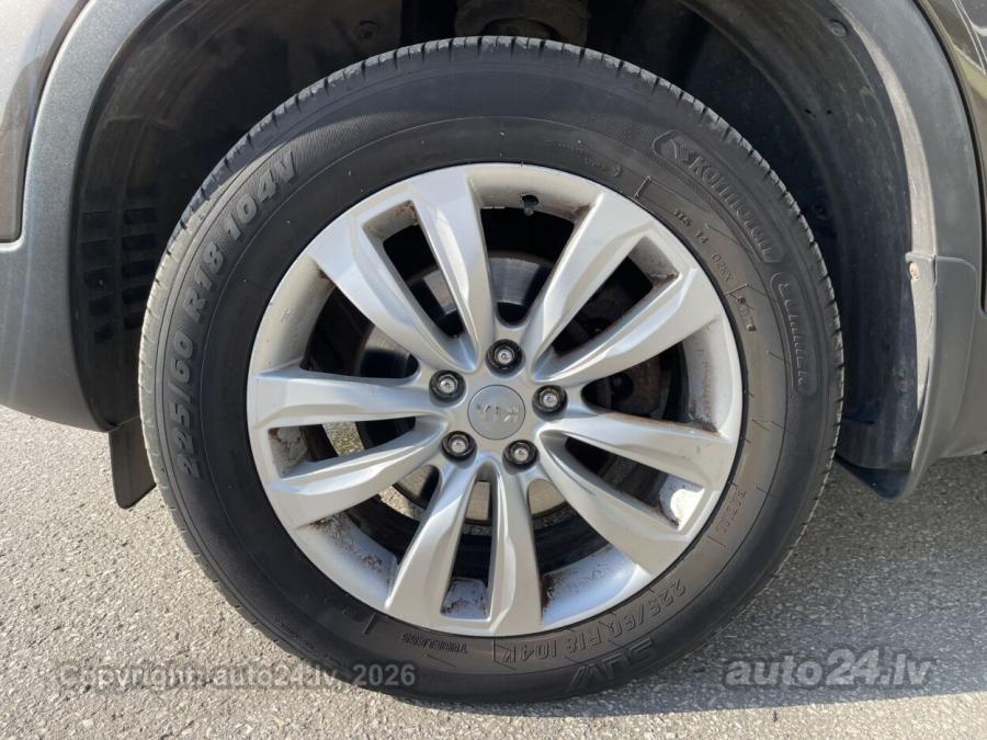 Brūns Kia Sorento 2012 Tartu, ar dzinēja tilpumu 2.20 L un nobraukumu 441 tūkst. km par 7999 €, foto 20 vietnē AUTOMOTO.COM.LV