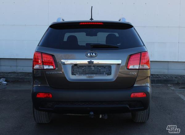 Brūns Kia Sorento 2012 Kretinga, ar dzinēja tilpumu 2.00 L un nobraukumu 198 tūkst. km par 7200 €, foto 5 vietnē AUTOMOTO.COM.LV