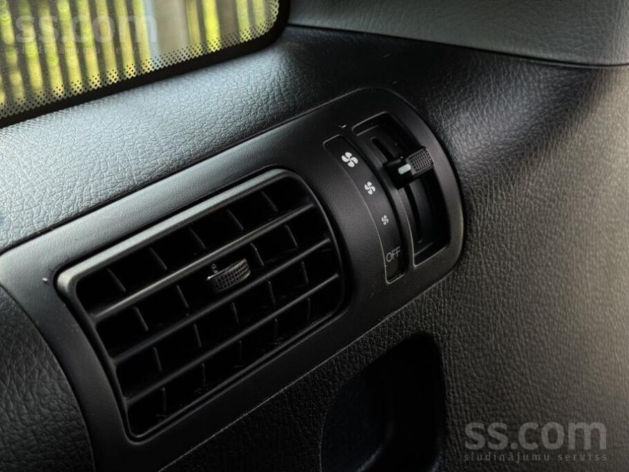 Brūns Kia Sorento 2012 Jūrmala, ar dzinēja tilpumu 2.20 L un nobraukumu 341 tūkst. km par 5690 €, foto 14 vietnē AUTOMOTO.COM.LV