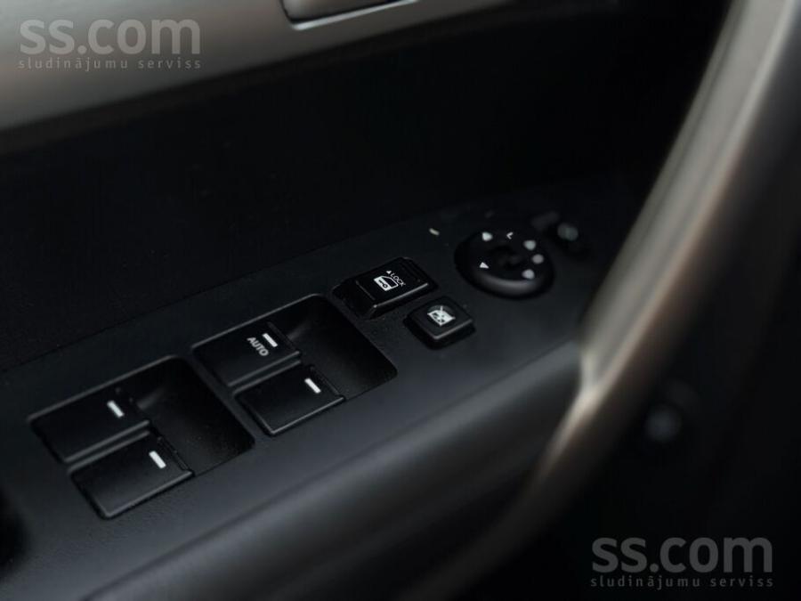 Brūns Kia Sorento 2012 Jūrmala, ar dzinēja tilpumu 2.20 L un nobraukumu 341 tūkst. km par 5690 €, foto 18 vietnē AUTOMOTO.COM.LV